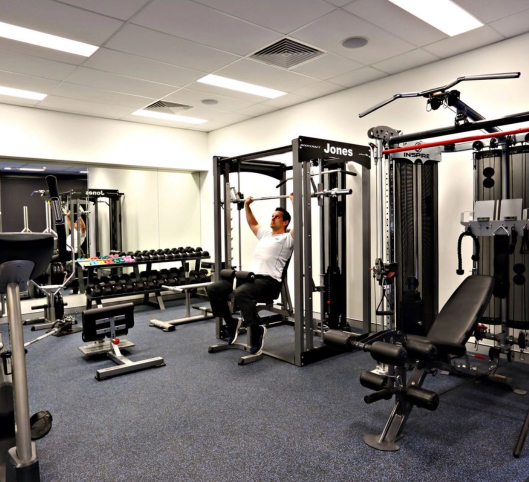 FORTRESS STABILITY 3-SECTION TREATMENT TABLE | Medical Supplies, Doctor ...